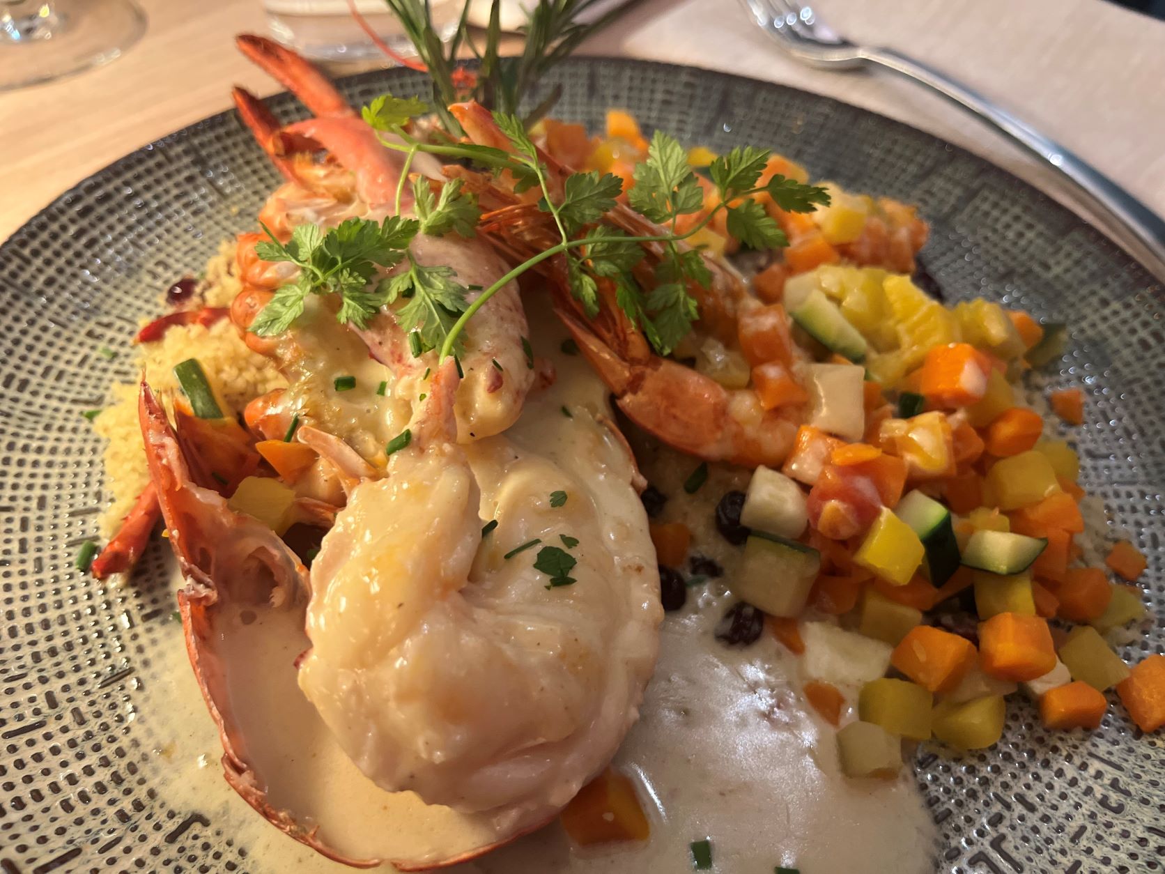 On a testé le Quai 38 - Le restaurant de poissons élégant du Vieux Lille