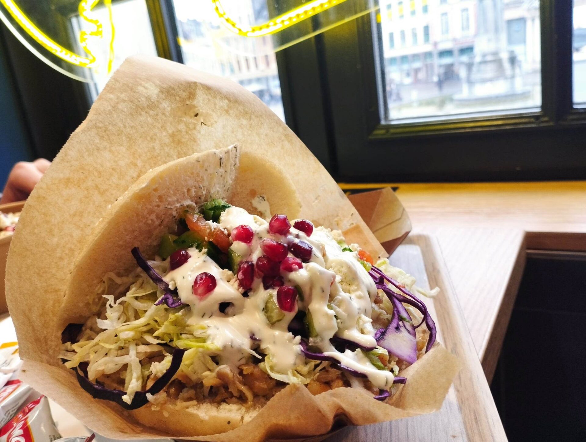 On a testé Berliner Das Original - Le kebab healthy de la Grand Place à ...